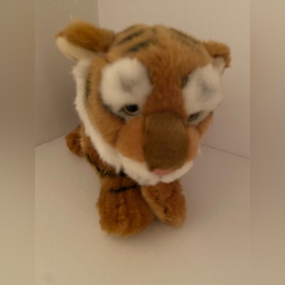 GANZ | Toys | Webkinz Signature Endangered Bengal Tiger Wkse302 No Code ...
